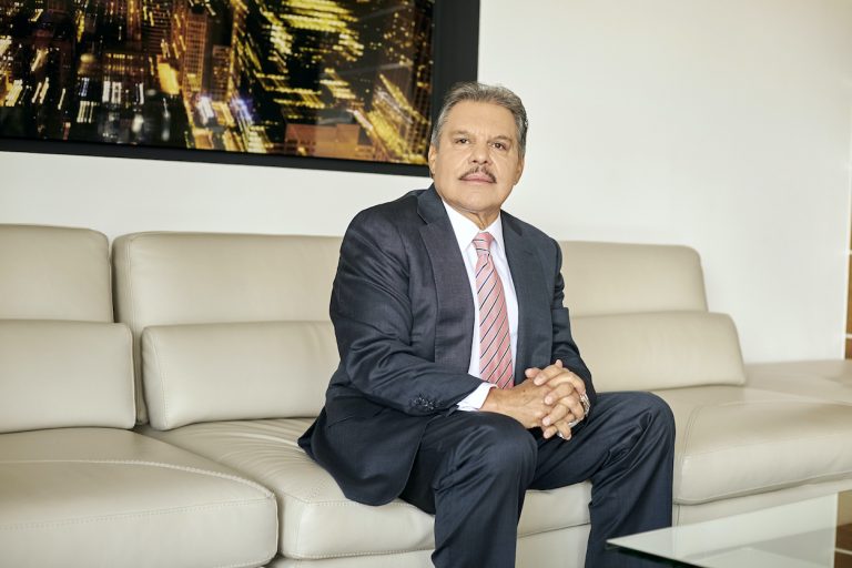 El liderazgo de Raúl Uribe García – Alto Perfil | NEGOCIOS, FINANZAS ...